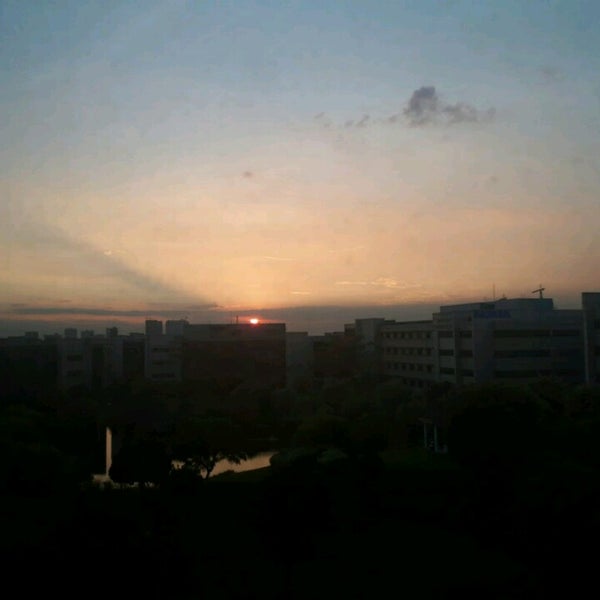 Photos at IBM Building E - Quezon City District 4 - 17 tips from 648 ...