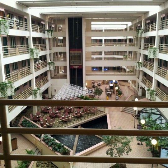 Photos at Brookfield Suites Hotel & Convention Center - Brookfield, WI