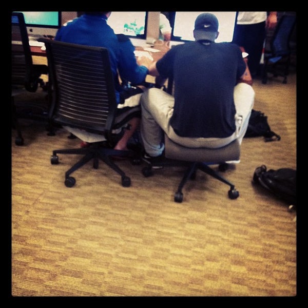 Warren Hunting Smith Library - 2 tips