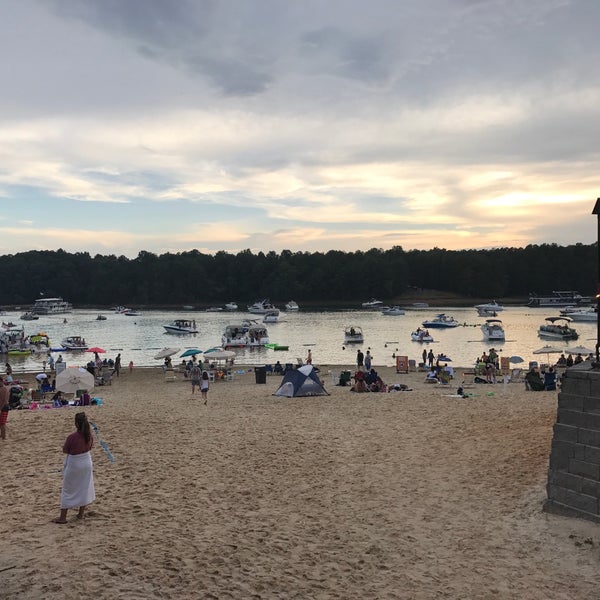Lake Lanier Cocktail Cove