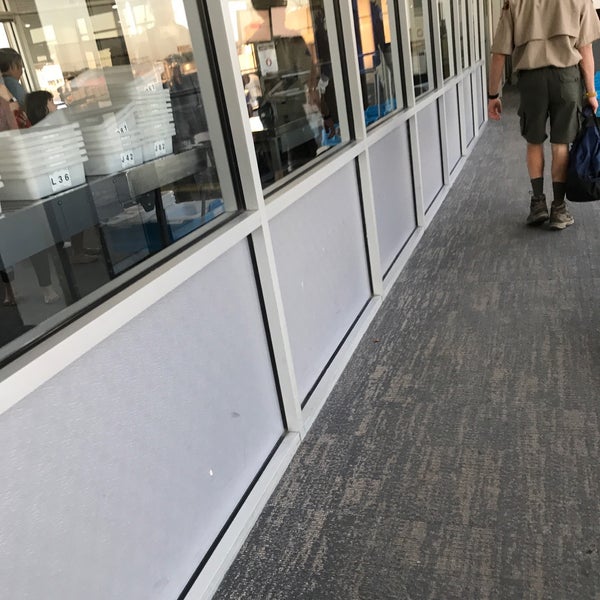 TSA Security Checkpoint A1 (Now Closed) - Newark Airport and Port ...