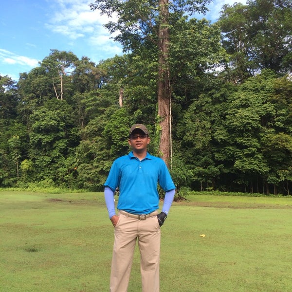 Klub Golf Rimba Irian - Golf Course in Timika, Indonesia