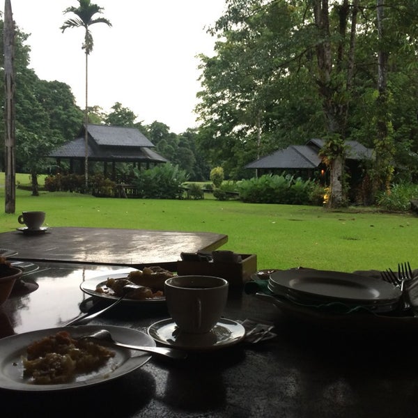 Klub Golf Rimba Irian - Golf Course in Timika, Indonesia