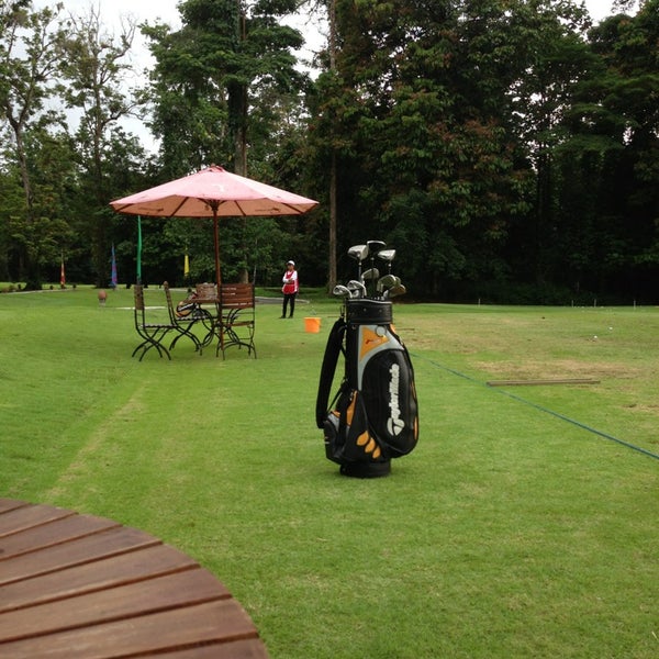Klub Golf Rimba Irian - Golf Course in Timika, Indonesia