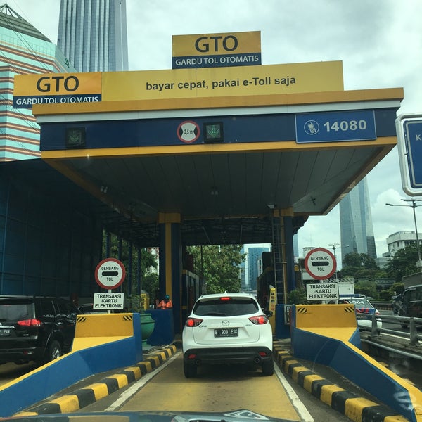 Gerbang Tol Semanggi 1 - 26 tips dari 3403 pengunjung