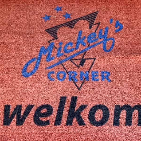 Cafetaria Mickey's Corner - Lindenholt - 2 tips