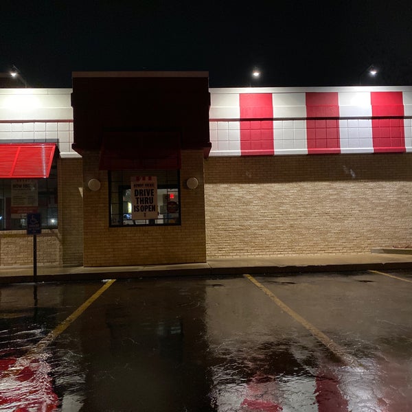 KFC - Centre Point - 1699 Jungermann Rd