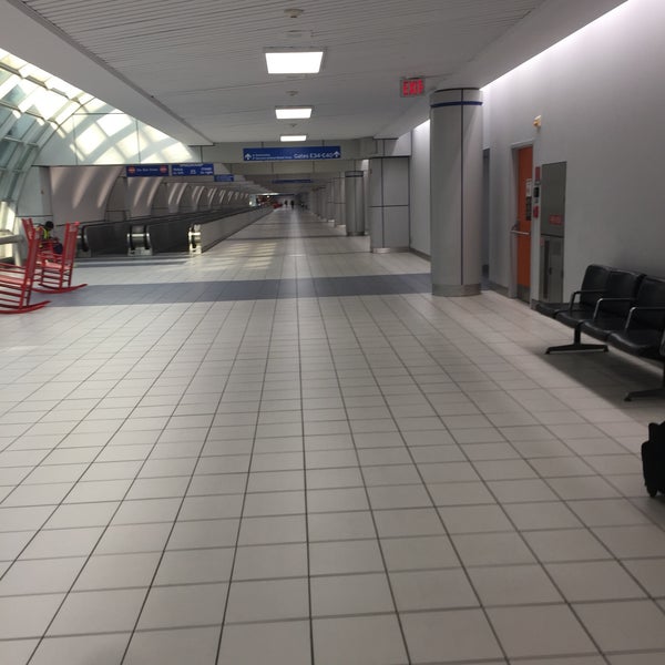 Terminal 2 - 78 tips from 17102 visitors