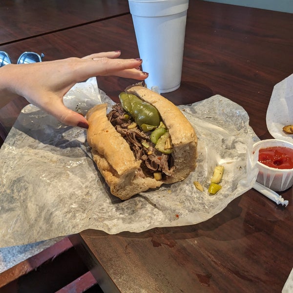 Mr. Beef - River North - 666 N Orleans St