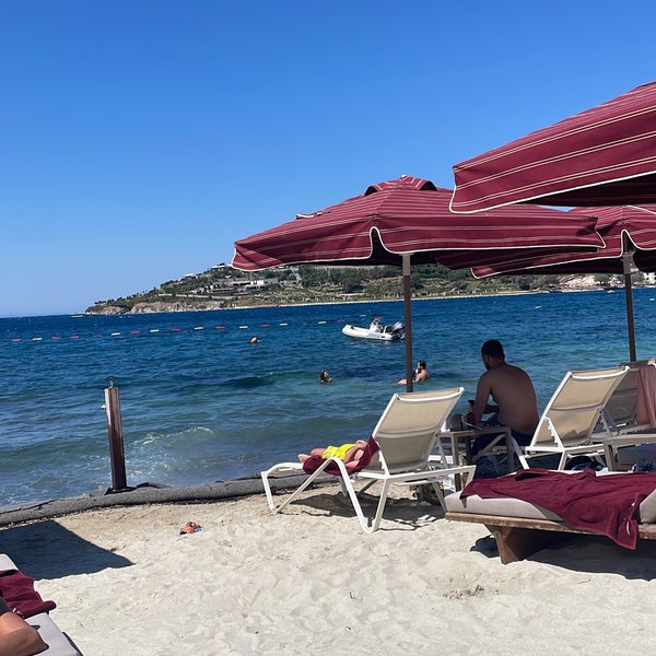 Princess Artemisia Beach - 39 visitors