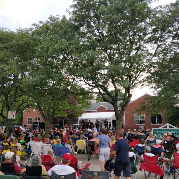 Grandview Heights Public Library - 1685 W 1st Ave