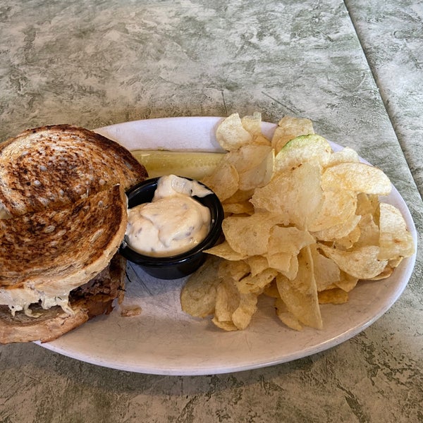 The Old Mohawk - American Restaurant