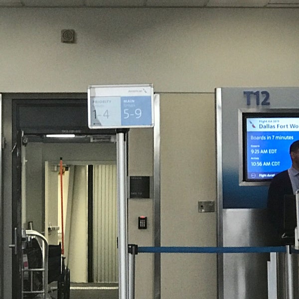 Gate T12 - 9 tips from 1975 visitors