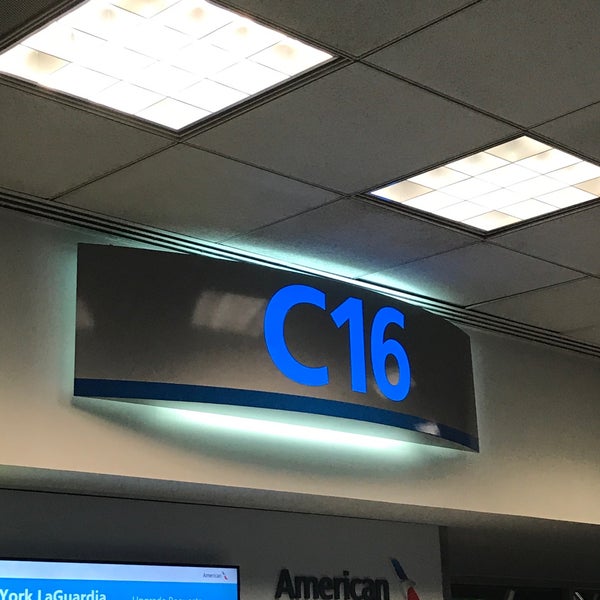 Gate C16 - Airport Gate