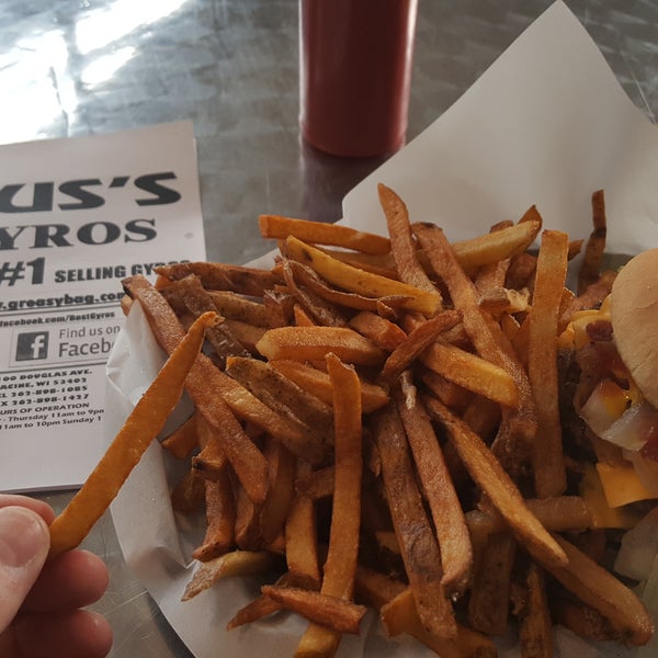 Gus's Gyros - Greek Restaurant