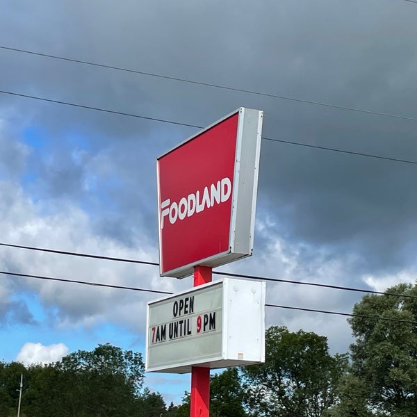 Coboconk Foodland - Highway 35