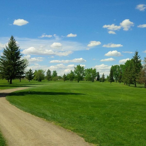 Bassano golf course - 1 tip from 5 visitors