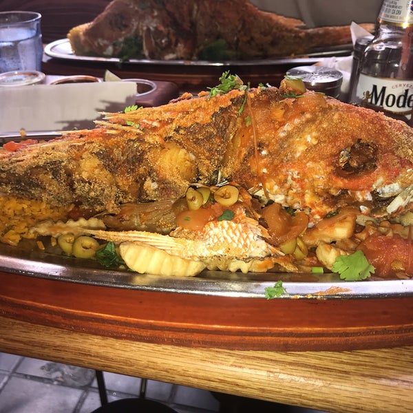 El Barco Mariscos - Seafood Restaurant in Chicago