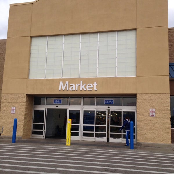 Photos at Walmart Supercenter - Big Box Store in Rochester
