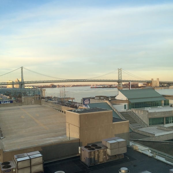 Hyatt Regency Philadelphia at Penn's Landing (Now Closed) - Hotel in ...