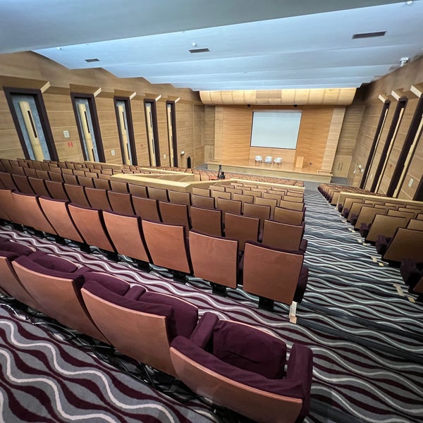EGHQ Auditorium - Theater in القرهود