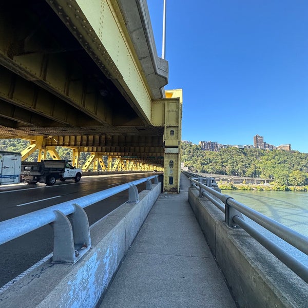 Fort Pitt Bridge - Bridge in Pittsburgh