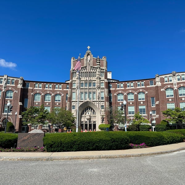 Providence College - University in Elmhurst