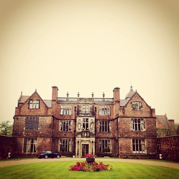 Castle Bromwich - Neighborhood in Castle Bromwich