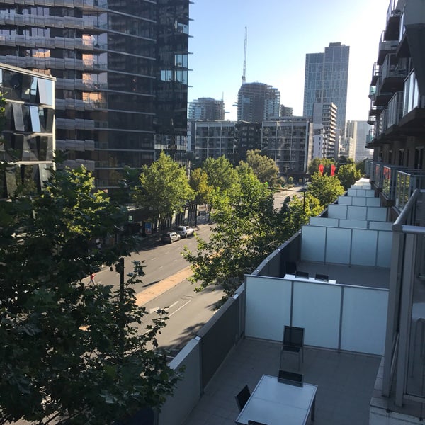 Quest Docklands - Docklands, VIC