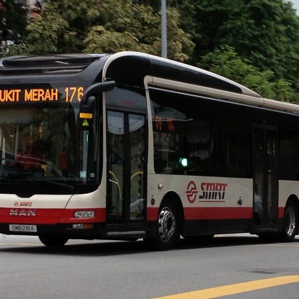SMRT Buses: Bus 176 - Bus Line in Jurong East