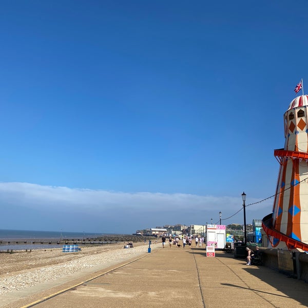 Hunstanton Beach - 6 tips from 664 visitors