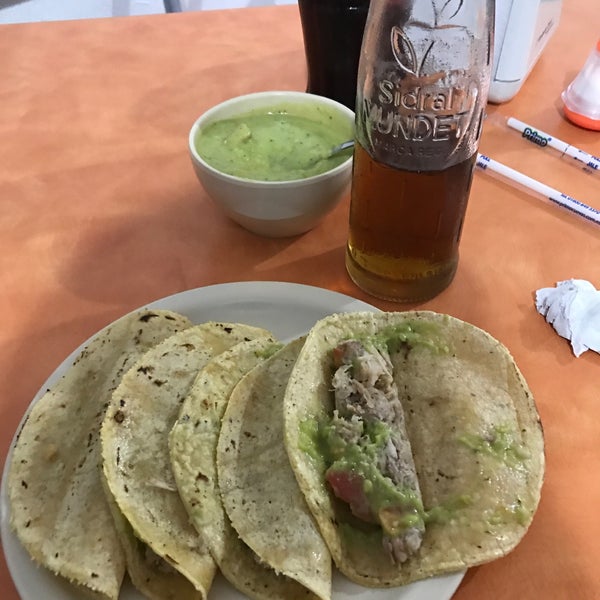 Tacos de Lechón - Oaxaca de Juárez, Oaxaca