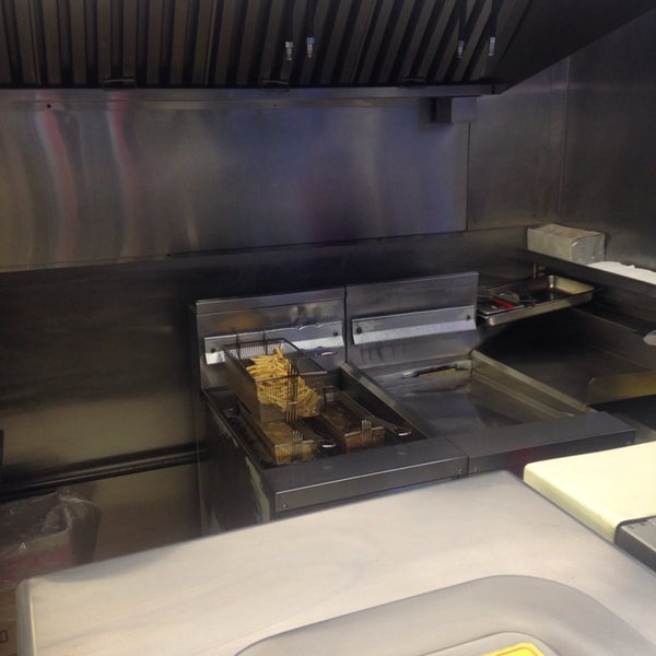 C B Drive Inn - Collingwood - 6 tips