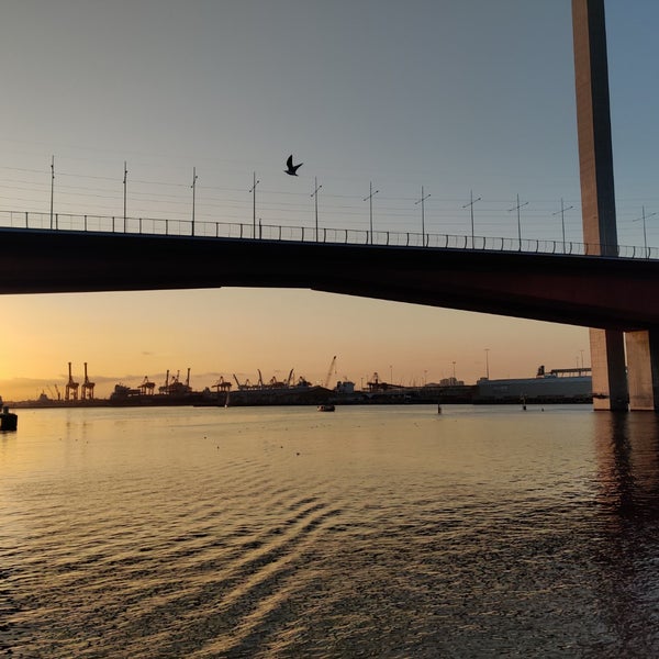 Bolte Bridge - Bridge in Docklands