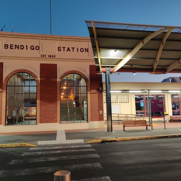 Bendigo Station - Railway Pl
