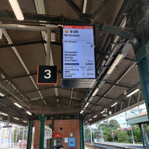 Platforms 3 & 4 - Platform in Strathfield