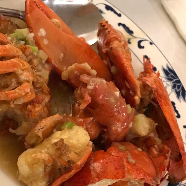 Photos at Fook Yuen Chinese Seafood Restaurant - Mccully - Moiliili ...