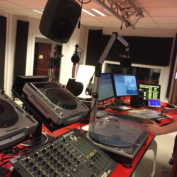Urgent.fm (Now Closed) - Radio Station in Gent