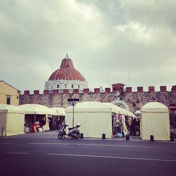 Piazza Manin - Pisa, Toscana