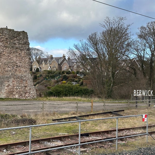 Berwick-upon-Tweed Railway Station (BWK) - 8 tips from 2237 visitors