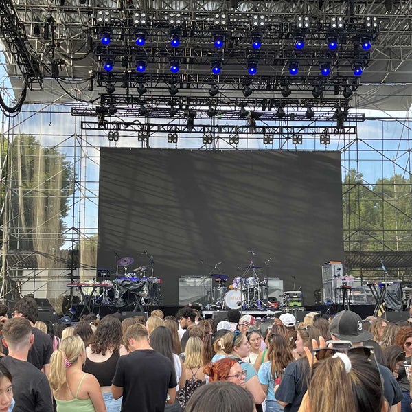 Photos at Skyline Stage - West Philadelphia - Philadelphia, PA