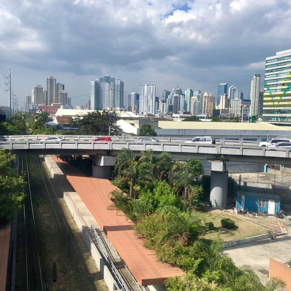 Intersection SLEx - EDSA - Magallanes Interchange - Intersection in ...