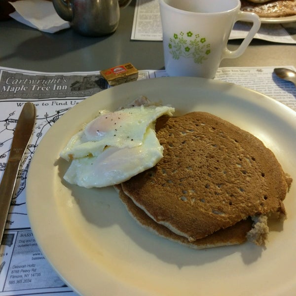 Cartwright's Maple Tree Inn - American Restaurant