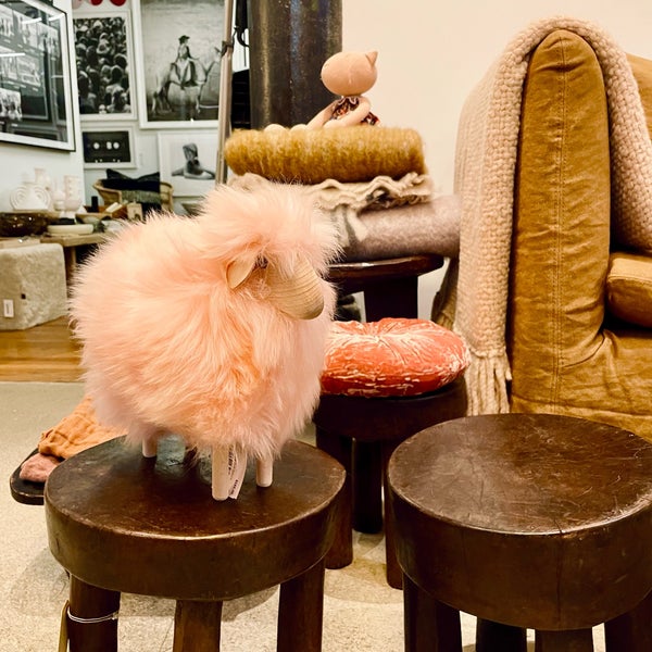 Clic Gallery + Bookstore - Art Gallery in New York