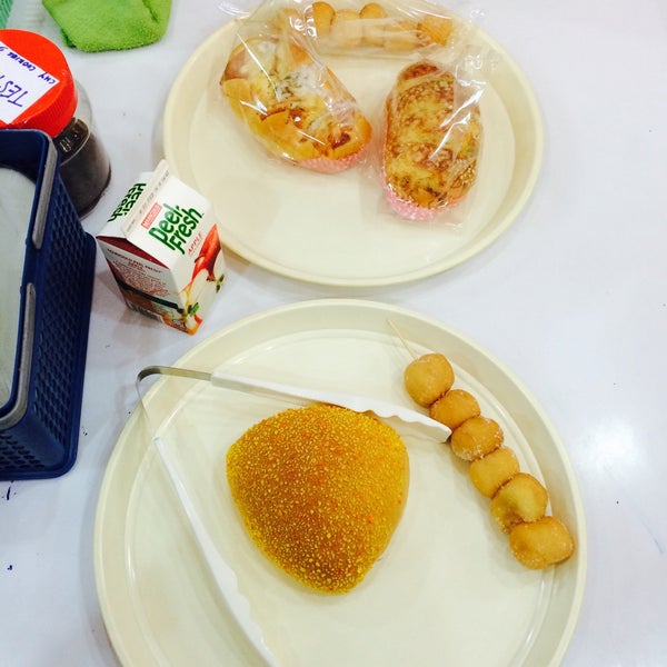 Family Cake Shop Ipoh Garden East - Bakery