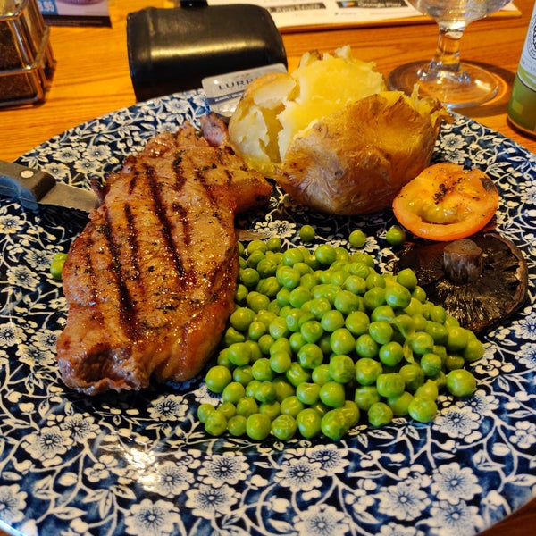 The Catherine Wheel (Wetherspoon) - 13 tips from 555 visitors