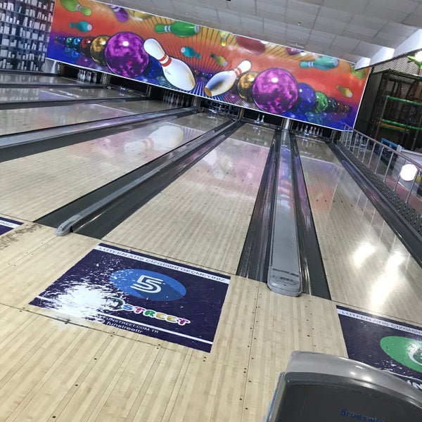 Planet Bowling - Bowling Alley in Edremit