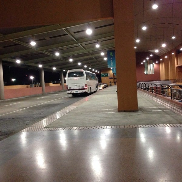 Dell Bus Stop - Gran Terminal Nacional de Transporte