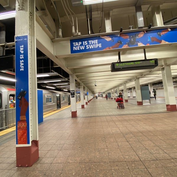 MTA Subway - 42nd Street Shuttle (S) - Theater District - New York, NY