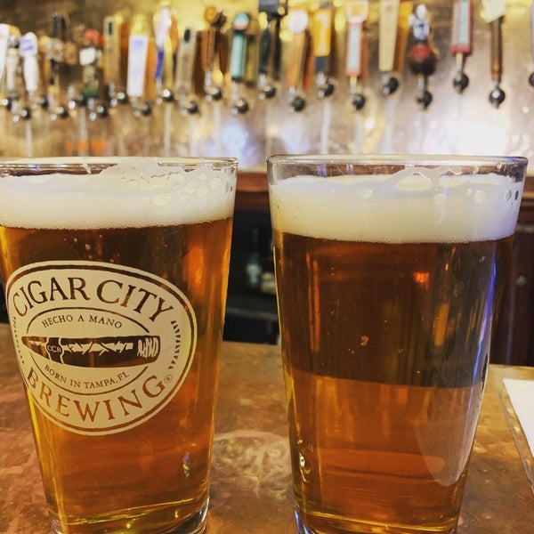 TapWerks Ale House & Café - Pub